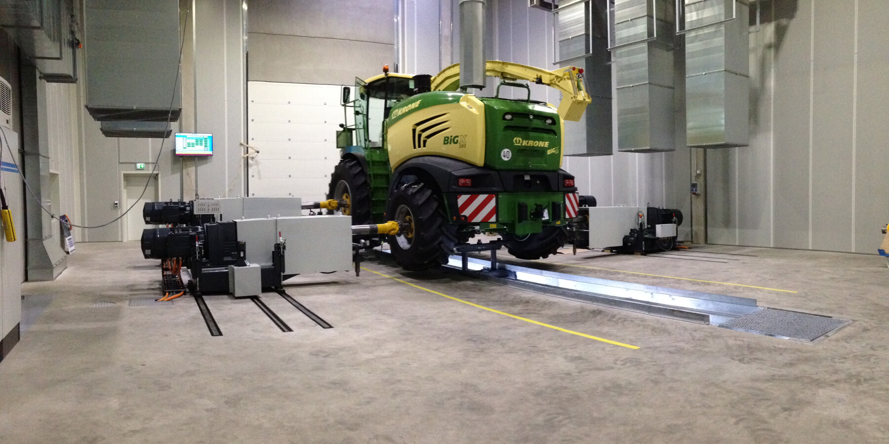 Hub-loading test rig for agriculture - RENK