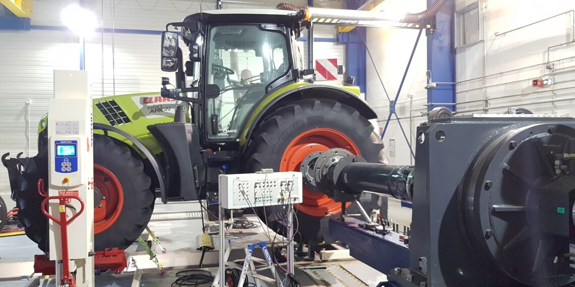 Hub-loading test rig for agriculture - RENK