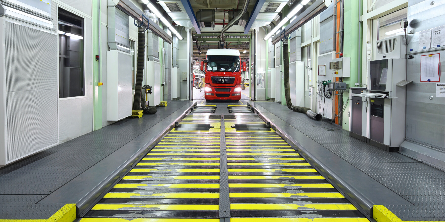 AUTOMOTIVE - RENK