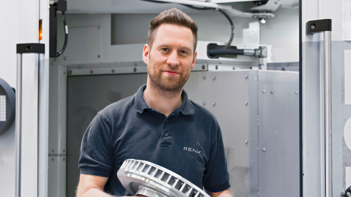 Spare parts management for industrial powertrain - RENK