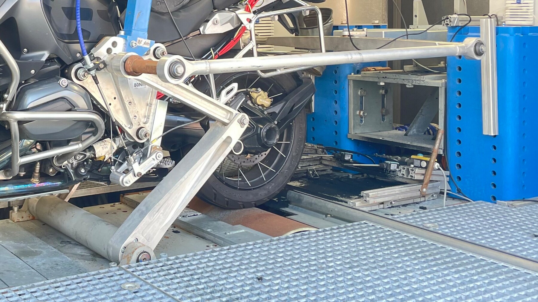 Development of a new type of overall vehicle test rig for motorcycles ...